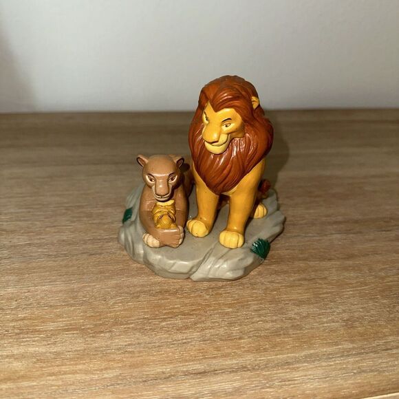 Disney | Toys | Disney The Lion King Mufasa Sarabi Simba Figure By ...